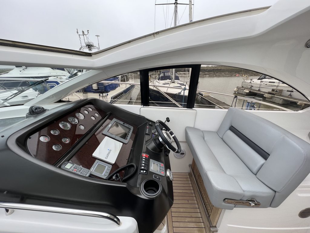 Sunseeker Portofino 47 - Final Affair - Dean & Holland Yacht Brokers