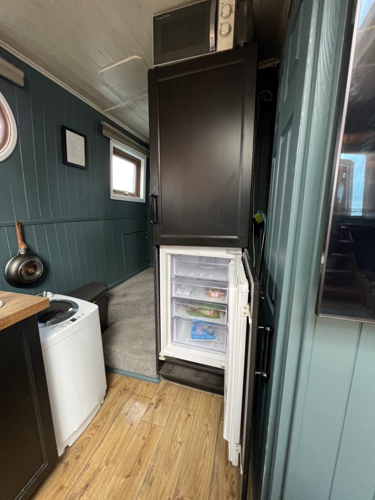 Humber Keel Barge/Houseboat - English Rose - Dean & Holland Yacht Brokers