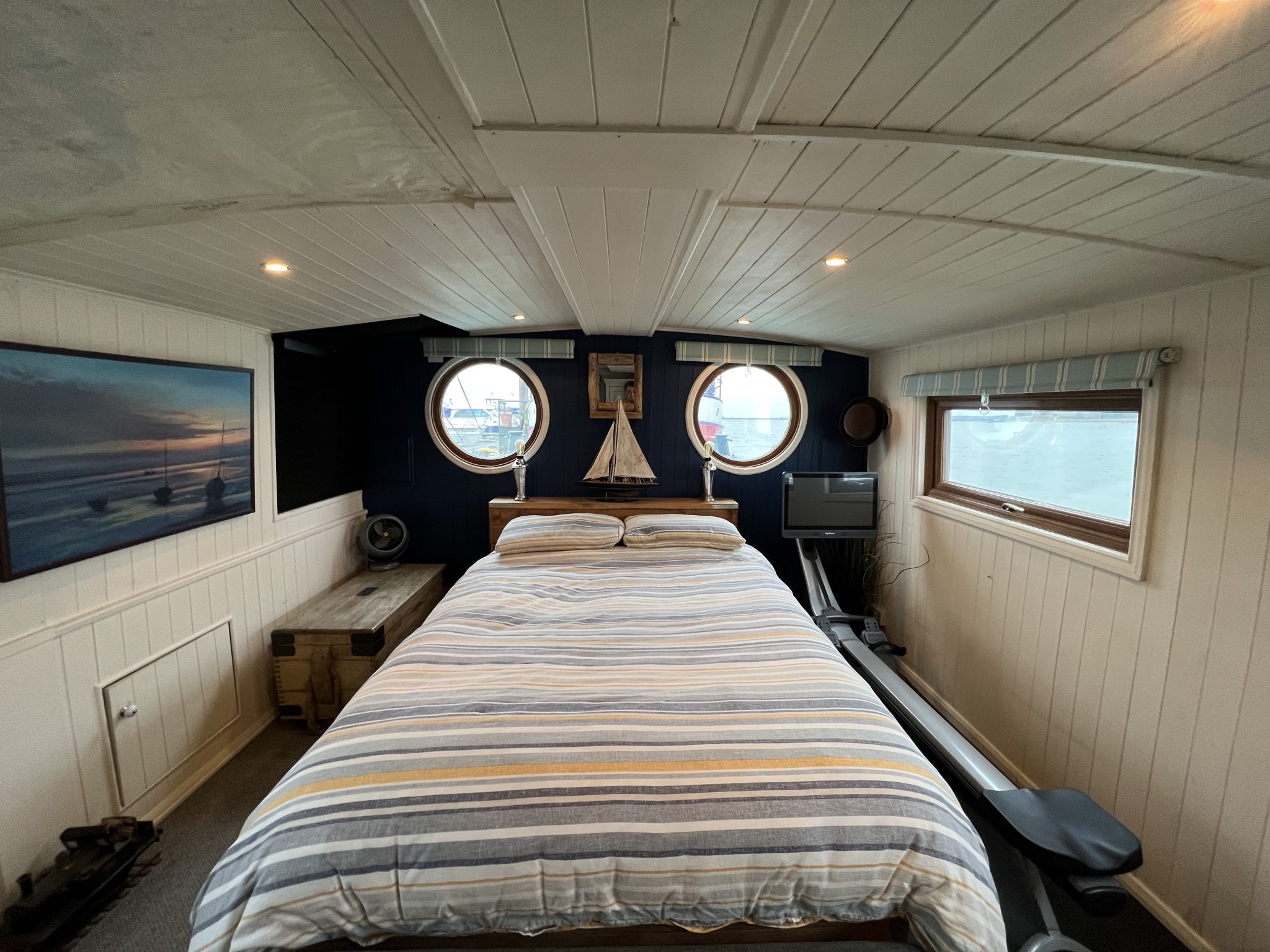 Humber Keel Barge/Houseboat - English Rose - Dean & Holland Yacht Brokers