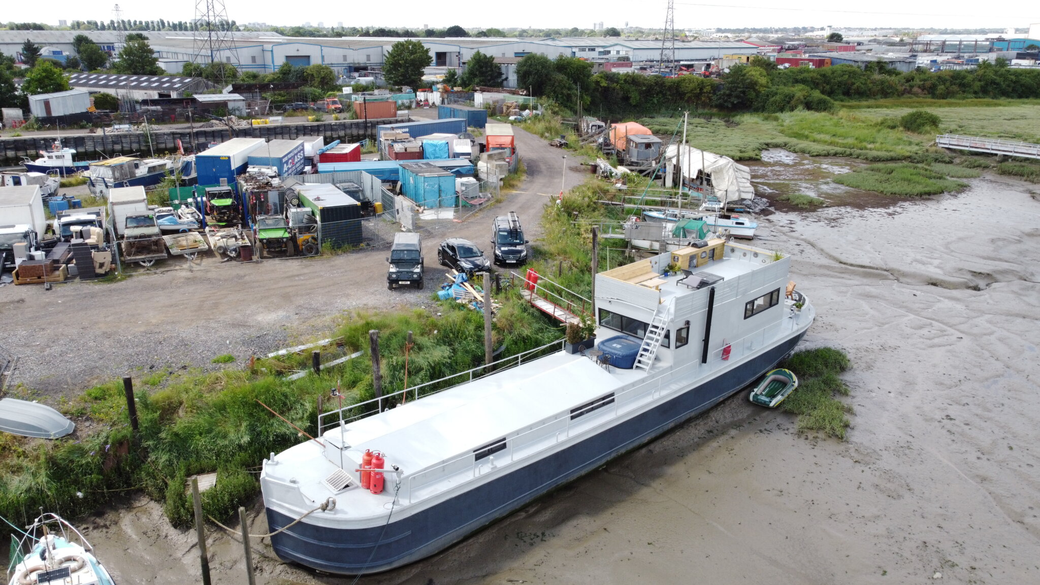 Selby House Barge - Selby Doris - Dean & Holland Yacht Brokers