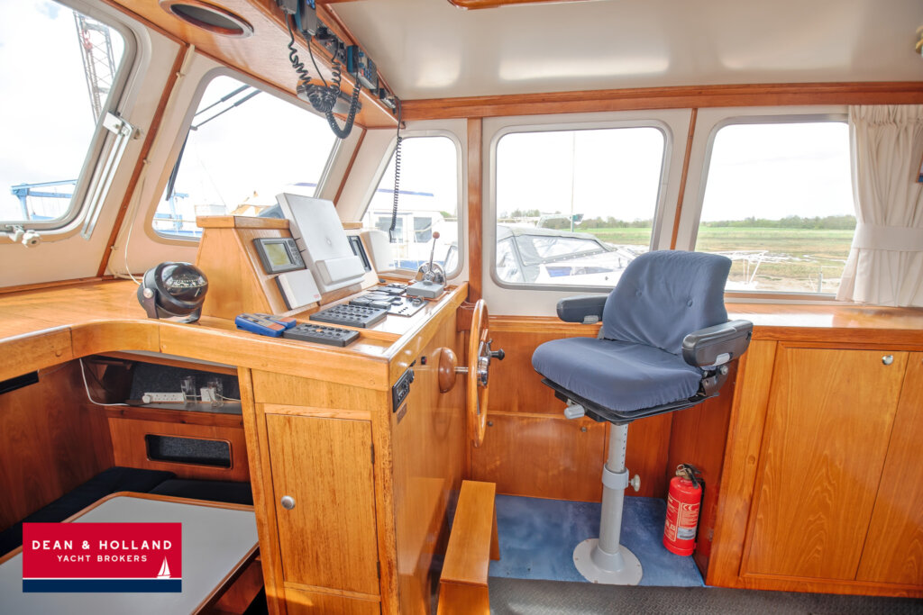 Lochin 33 - Tern - Dean & Holland Yacht Brokers