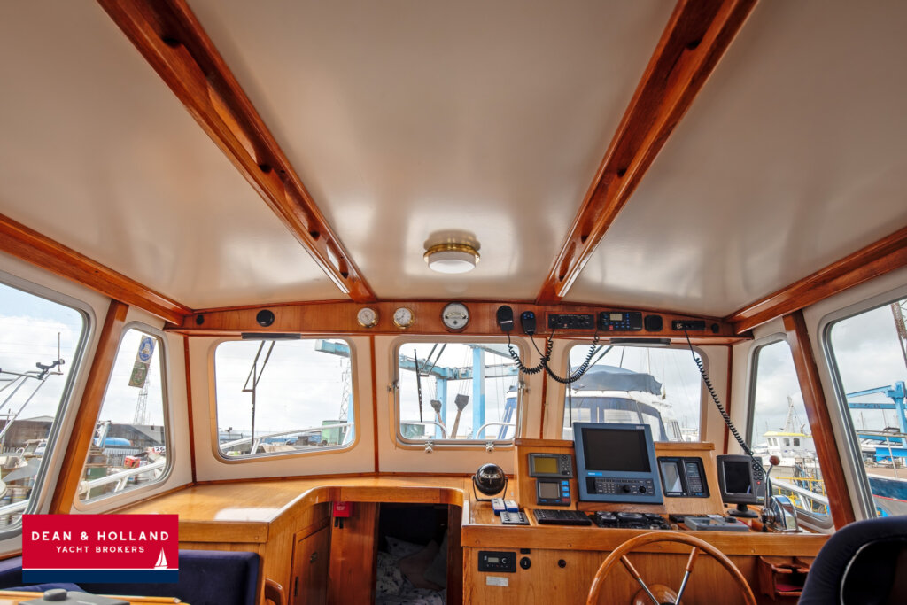 Lochin 33 - Tern - Dean & Holland Yacht Brokers